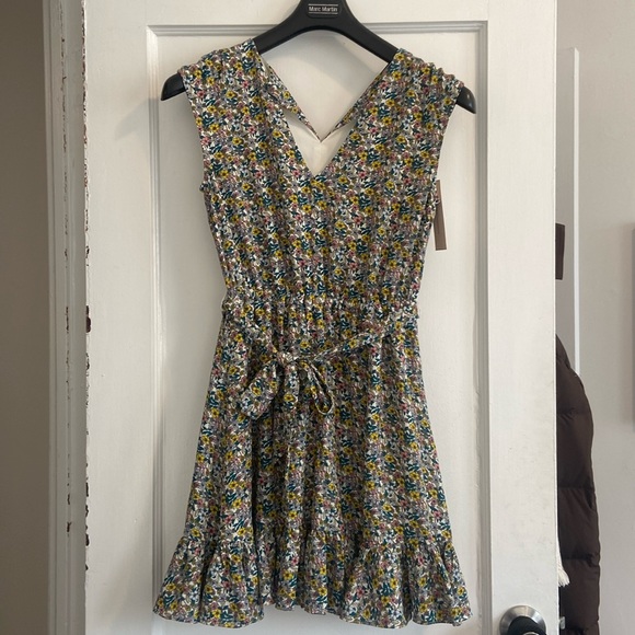 BCBG | Dresses | Bcbg Floral Mini Dress Brand New Size Small | Poshmark